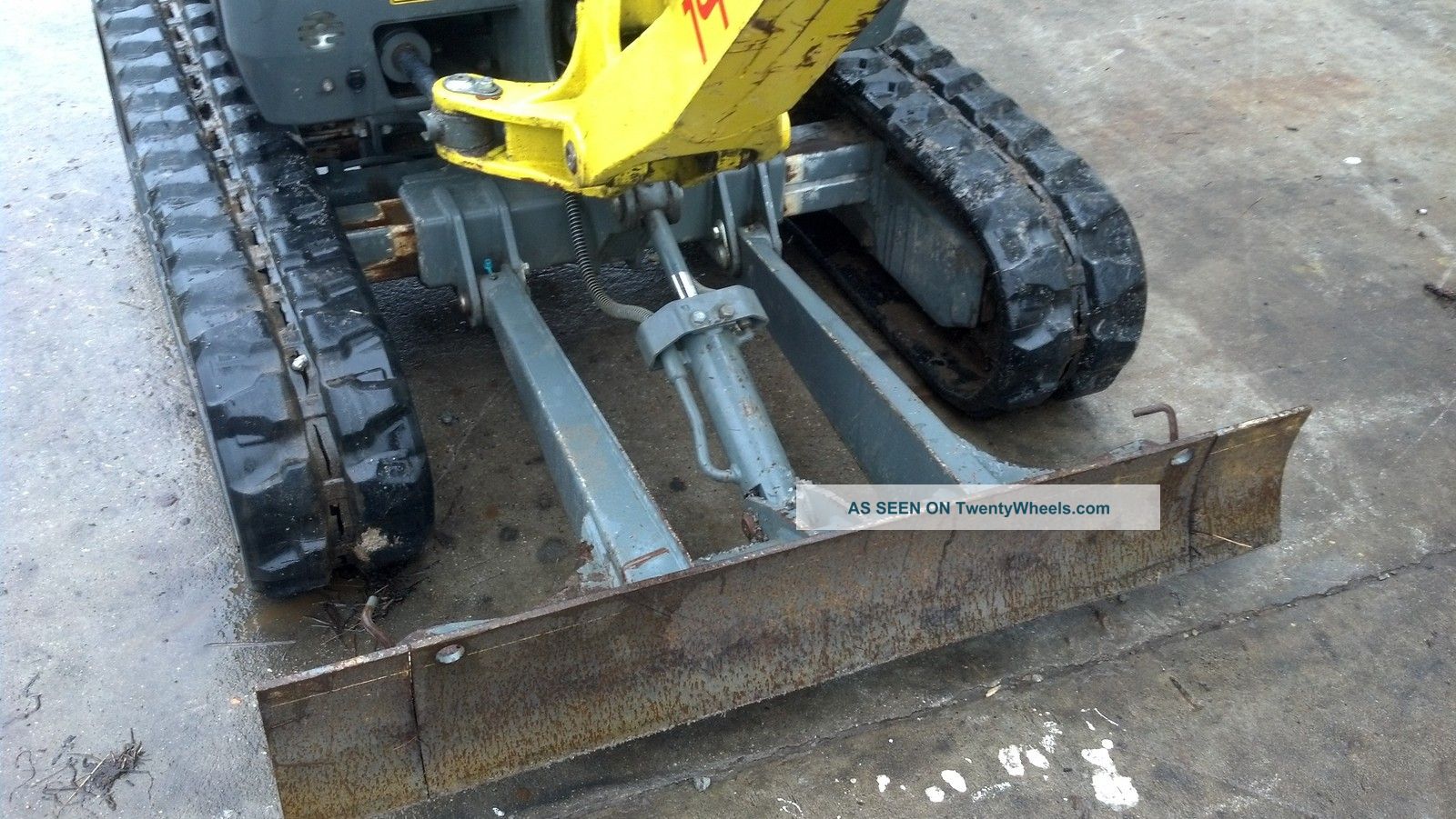 Wacker Neuson 1404 Mini Excavator