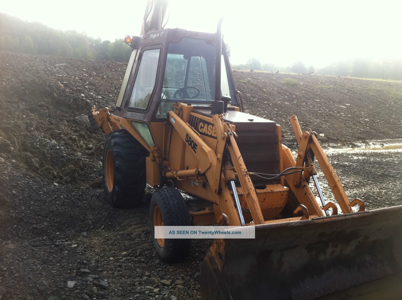 Case 580 E Case 580 E