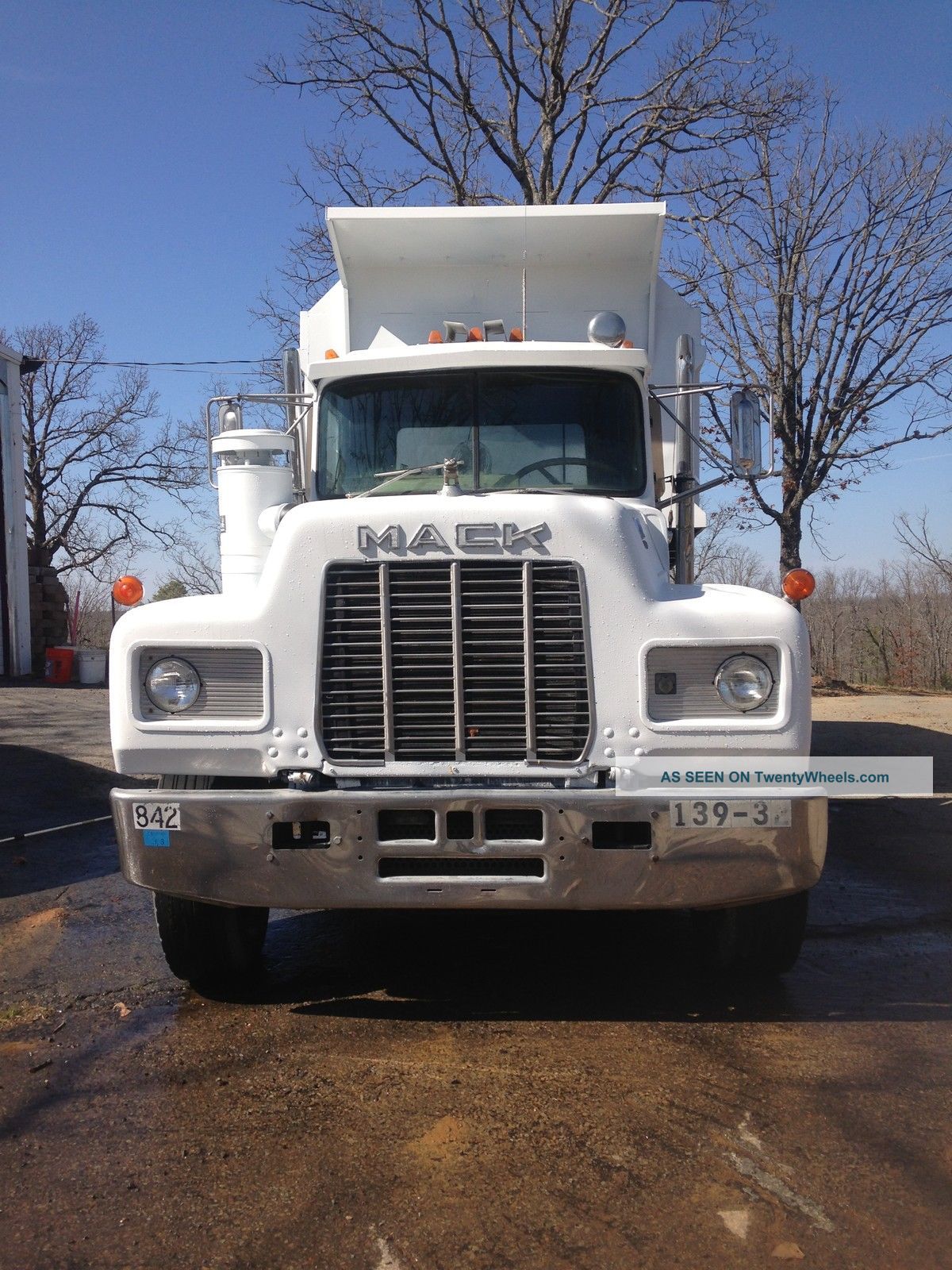 1984 Mack R