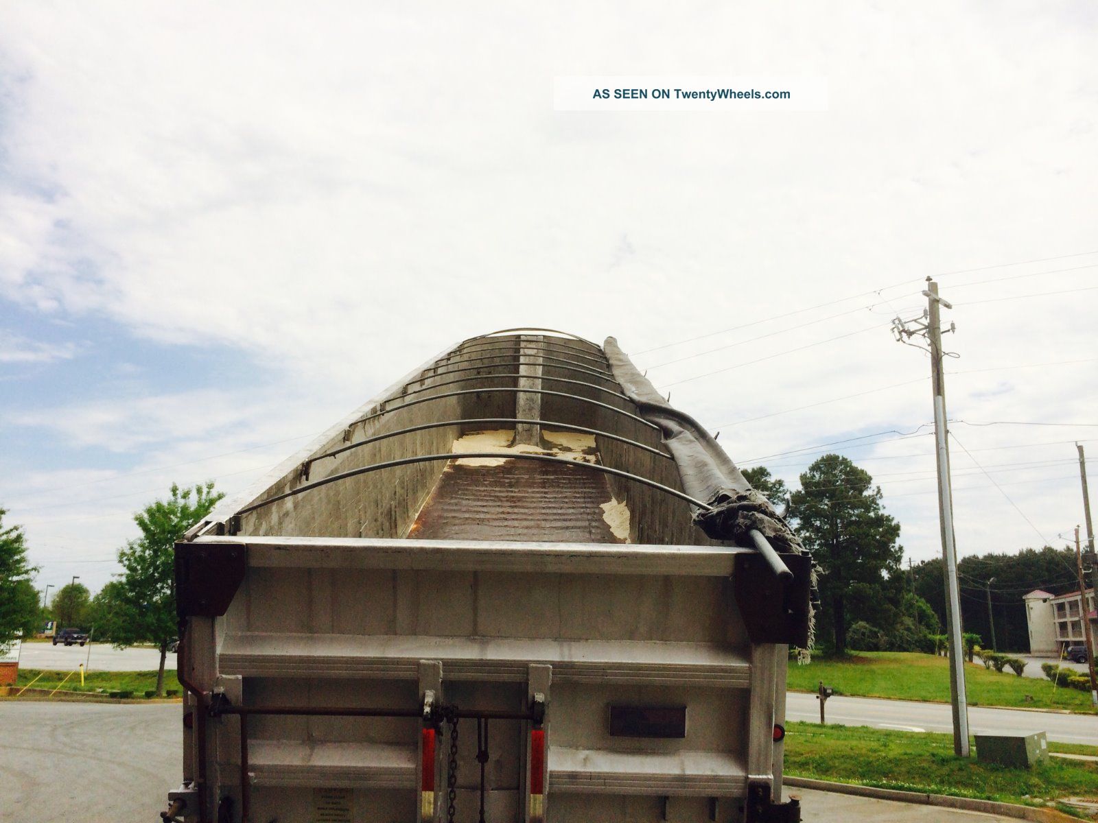 Travis 39 Ft Frameless Aluminum End Dump Trailer