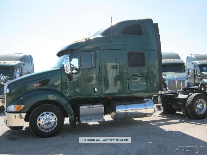 2010 Peterbilt 387