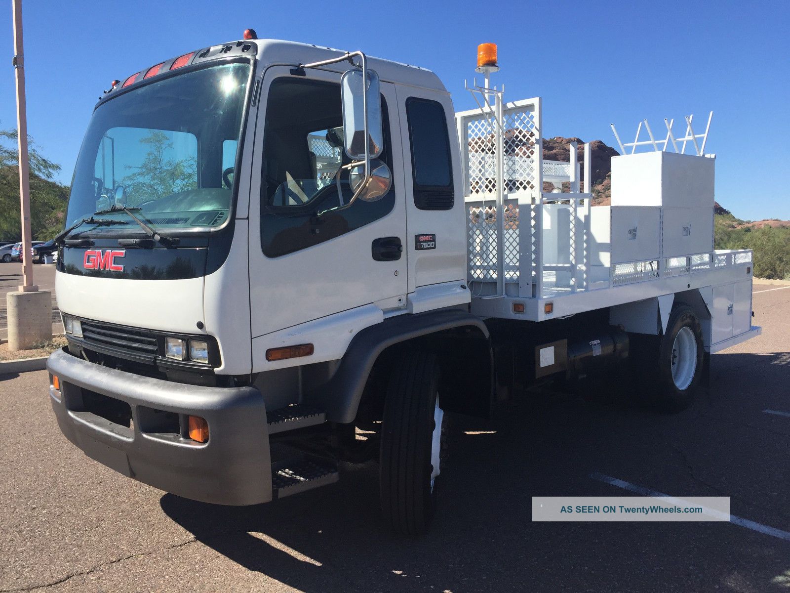 2002 Gmc T7500